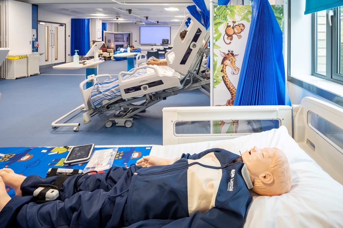 Kingston University | Simulation Suite - Parkeray